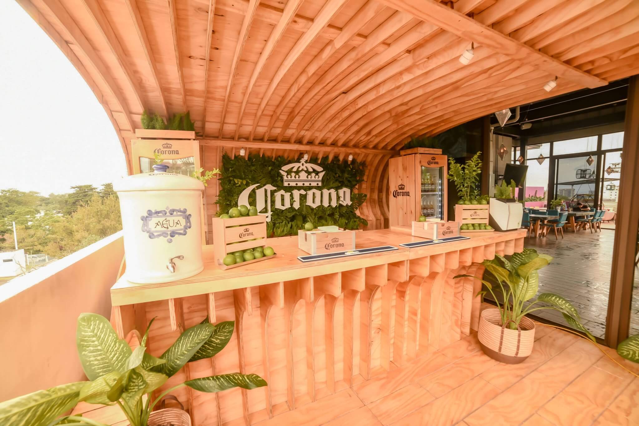 Corona Bar, powered by Nature - el taier DDB Centro - Agencia de ...